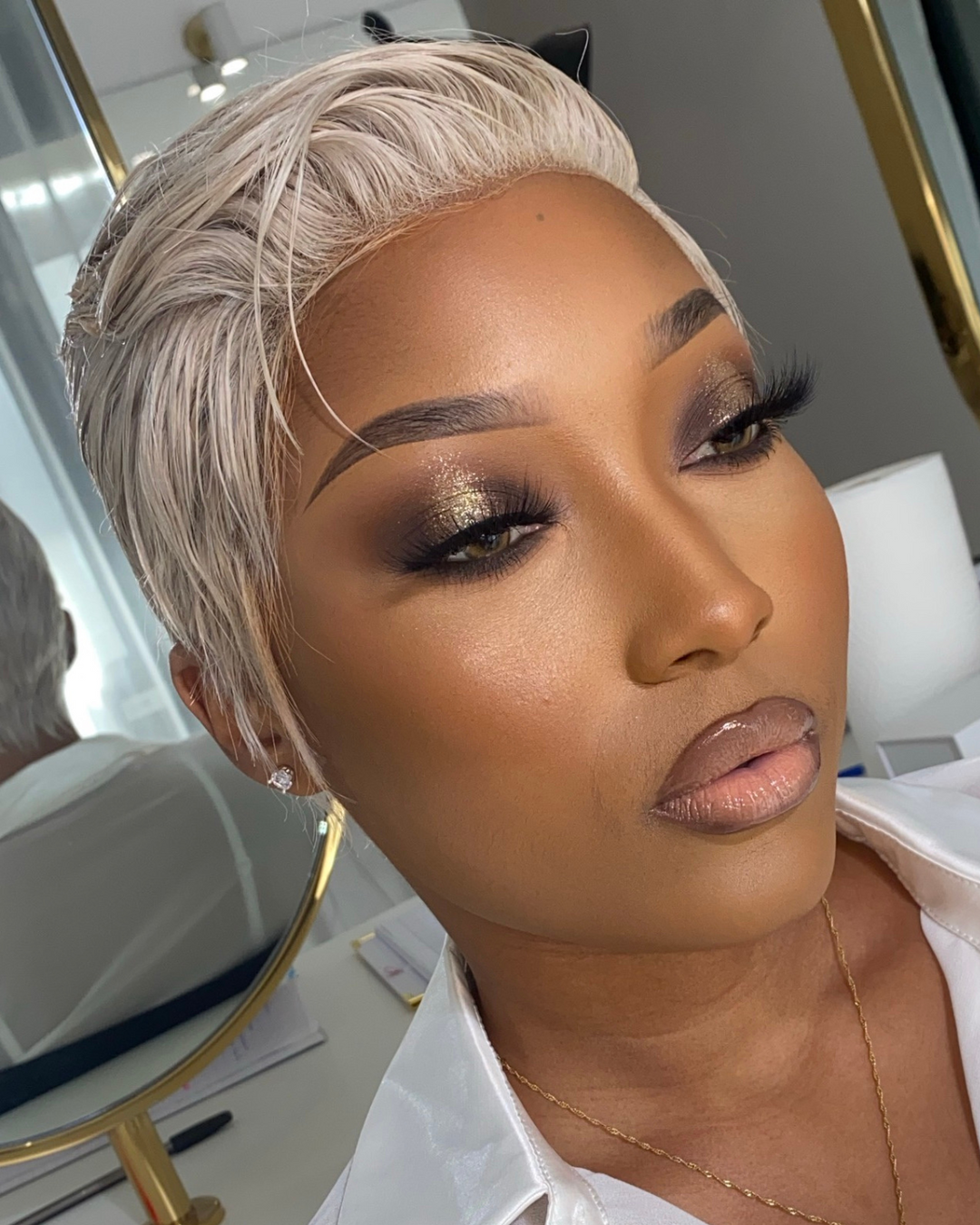 Adjinaya Makeup Studio - Formations de maquillage tous niveaux